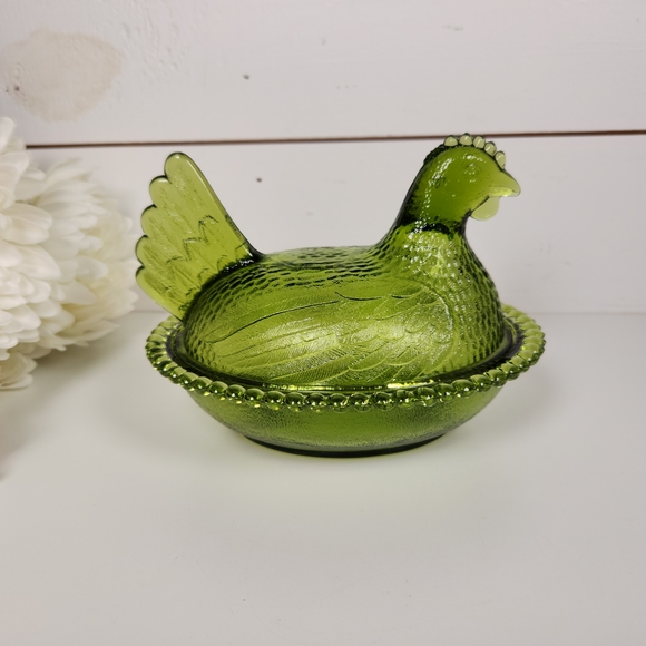 Indiana Glass | Accents | Vintage Avocado Green Glass Hen On Nest Candy ...